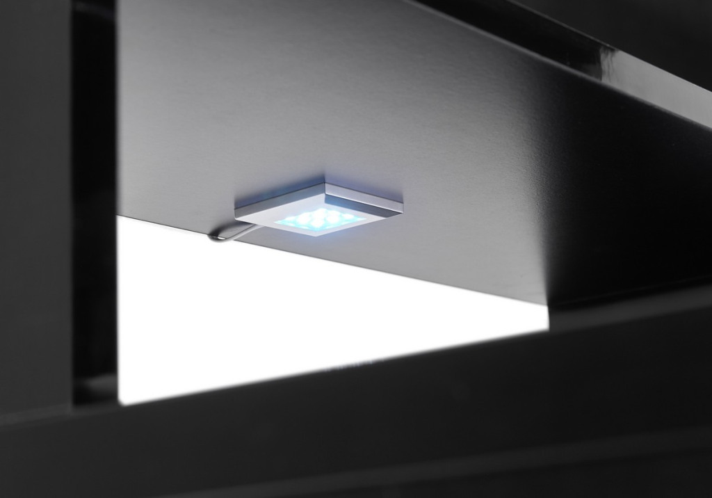 PC stôl s regálom a osvetlením Highscore 3, čierny | ASKO - NÁBYTOK